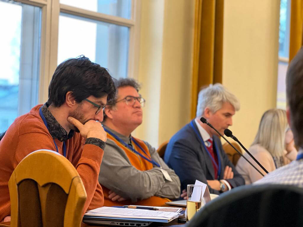 Warsztaty “The medieval centre-periphery paradigm: dead or alive ...